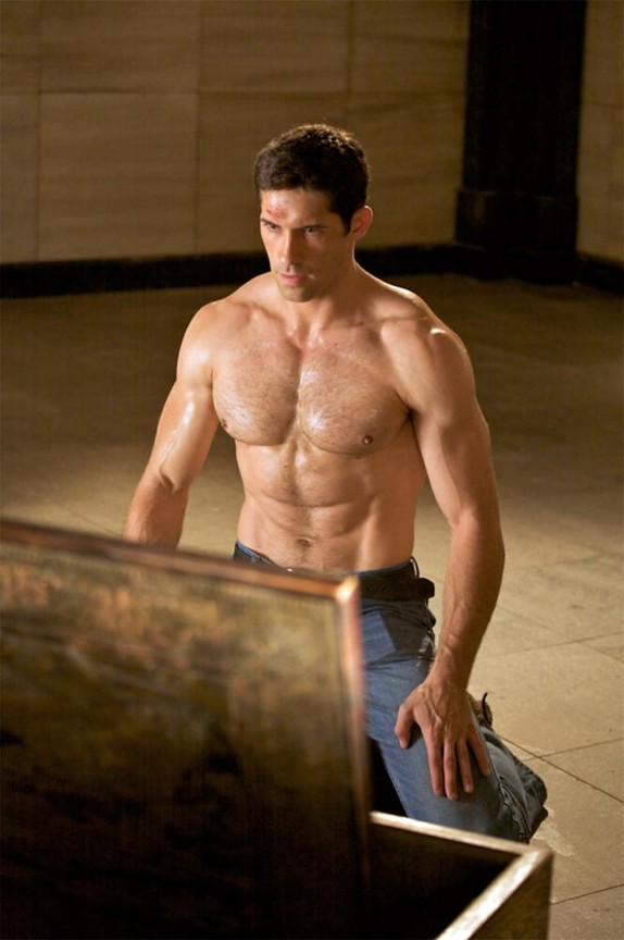 Scott Adkins Bodybuilding