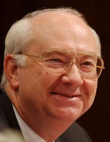 Phil Gramm | Rotten Tomatoes