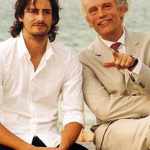 The Dancer Upstairs (2002) - Rotten Tomatoes