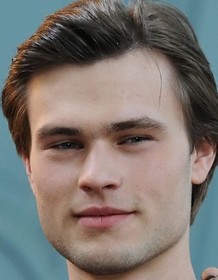 Christopher Reinhardt - Rotten Tomatoes