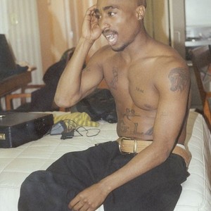 Tupac: Resurrection - Rotten Tomatoes