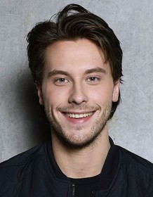 Victor Crone - Rotten Tomatoes