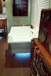 Bath Crashers: Season 8, Episode 1 | Rotten Tomatoes