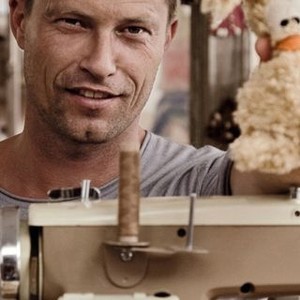 Rabbit Without Ears 2 - Rotten Tomatoes