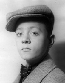 Nils Hallberg - Rotten Tomatoes