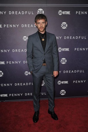 Harry Treadaway Penny Vreselijk