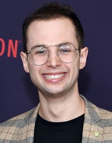 Zach Kornfeld - Rotten Tomatoes