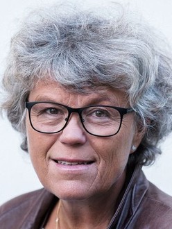 Anne Holt's Instagram, Twitter & Facebook on IDCrawl
