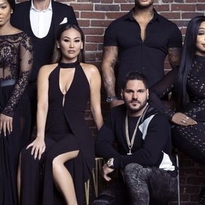 Famously Single - Rotten Tomatoes