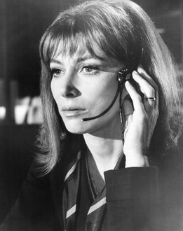 Lee Grant Movies Exclusive | Oscar Winner Lee Grant Had Older Men