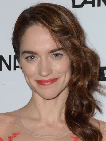 Melanie Scrofano's Instagram, Twitter & Facebook on IDCrawl