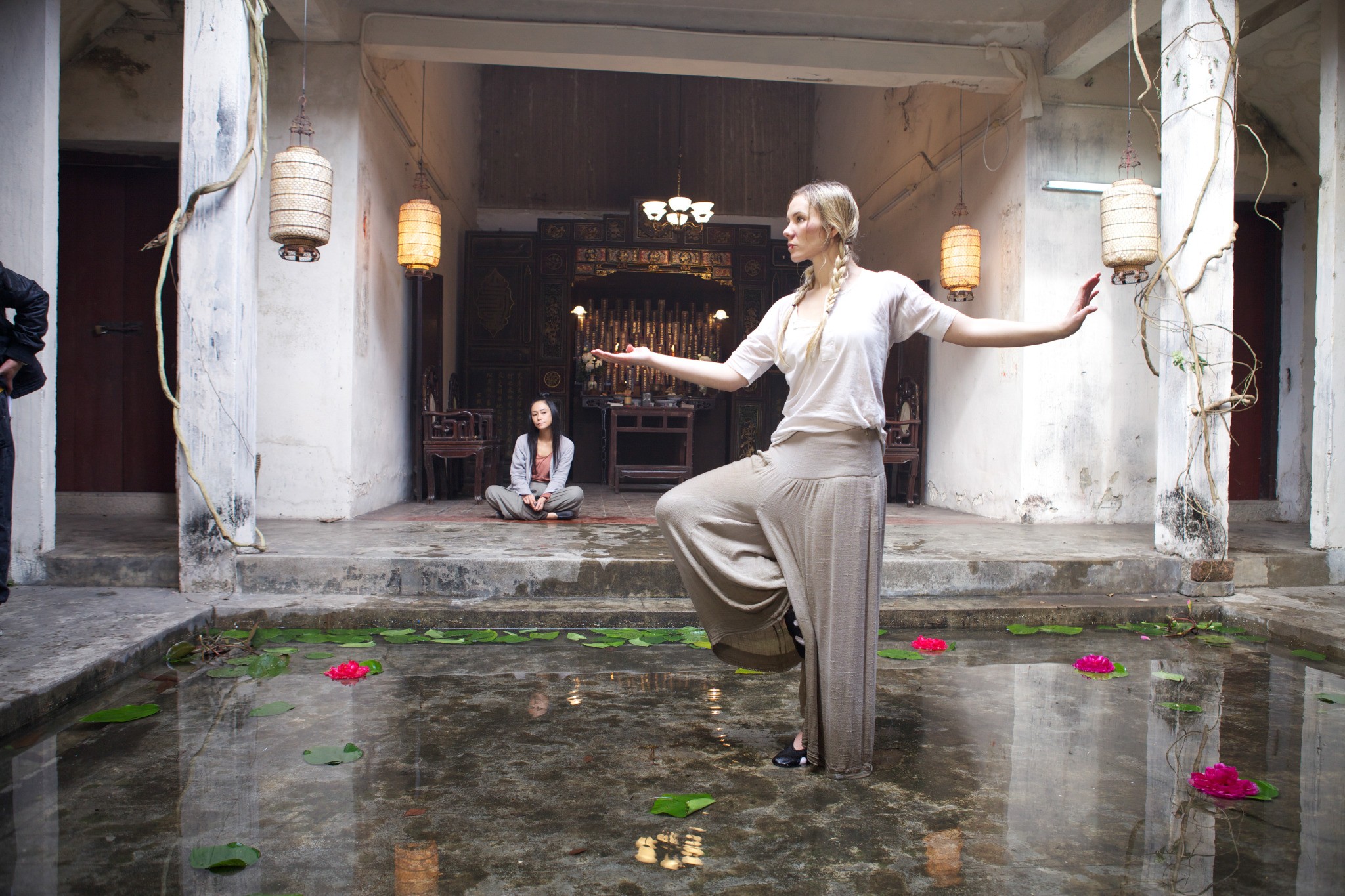 Lady Bloodfight: Trailer 1 - Trailers & Videos - Rotten Tomatoes