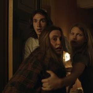 Dark Windows - Rotten Tomatoes