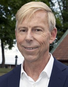 Anders Kompass | Rotten Tomatoes