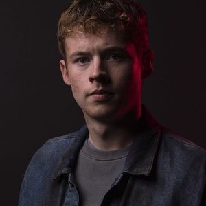 Red Rose - Rotten Tomatoes