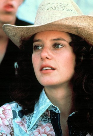 Debra Winger's Instagram, Twitter & Facebook on IDCrawl