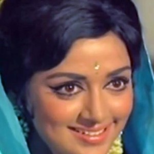 Paraya Dhan - Rotten Tomatoes