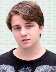 Felipe Latgé - Rotten Tomatoes