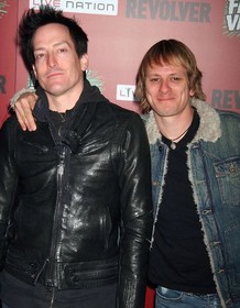 Army of Anyone | Rotten Tomatoes