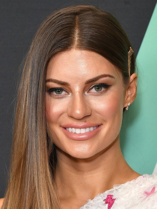 Hannah Stocking Photo Shoot