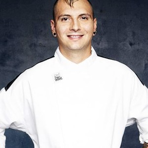 Hell's Kitchen: Season 11, Episode 1 - Rotten Tomatoes