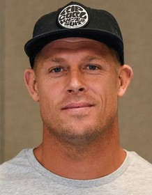 Mick Fanning - Rotten Tomatoes