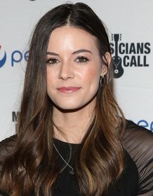 Emily Earle - Rotten Tomatoes