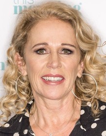 Lucy Benjamin | Rotten Tomatoes