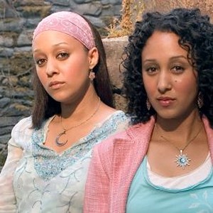 Twitches - Rotten Tomatoes