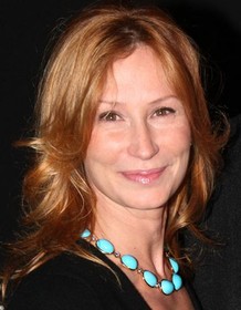 Tracy Warbin | Rotten Tomatoes