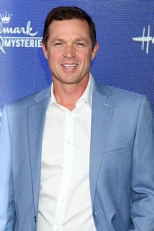 Eric Close