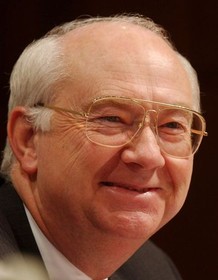 Phil Gramm - Rotten Tomatoes