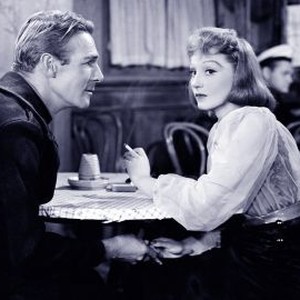 Paris Calling - Rotten Tomatoes