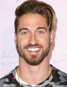 Travis DesLaurier | Rotten Tomatoes