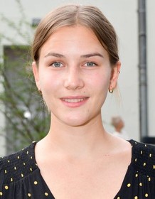 Lea Freund | Rotten Tomatoes