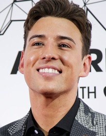 Taylor Henderson - Rotten Tomatoes