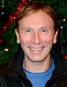 Thierry Ragueneau | Rotten Tomatoes