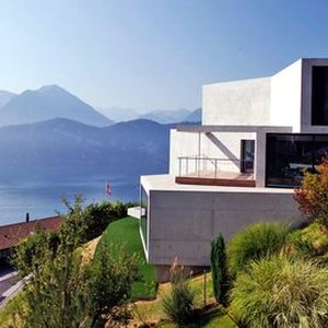 The World's Most Extraordinary Homes: Season 2, Episode 2 - Rotten Tomatoes