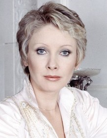 Lynette Davies - Rotten Tomatoes