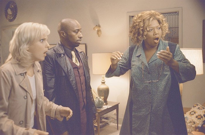 Scary Movie 3: Trailer 1 - Trailers & Videos - Rotten Tomatoes