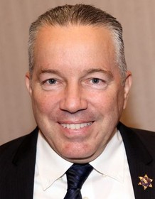 Alex Villanueva | Rotten Tomatoes