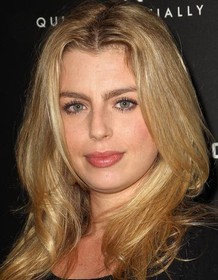 Chelsea Logan - Rotten Tomatoes