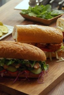 Emeril Cooks: Season 2, Episode 9 | Rotten Tomatoes