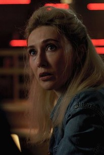 Red Light: Season 1, Episode 1 | Rotten Tomatoes