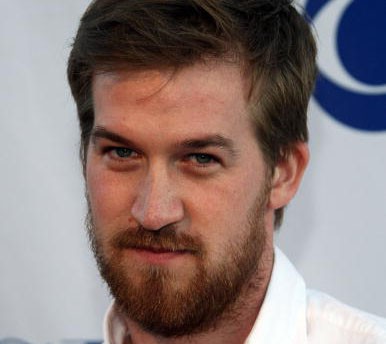 Kenneth Mitchell - Rotten Tomatoes