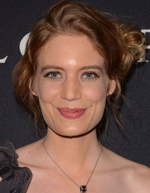 Clara Pasieka | Rotten Tomatoes