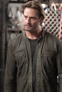 Colony: Season 2, Episode 12 | Rotten Tomatoes