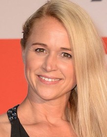 Singa Gätgens - Rotten Tomatoes