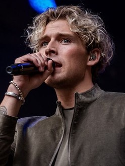 christopher nissen ghost