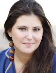 Lara Rodrigues | Rotten Tomatoes
